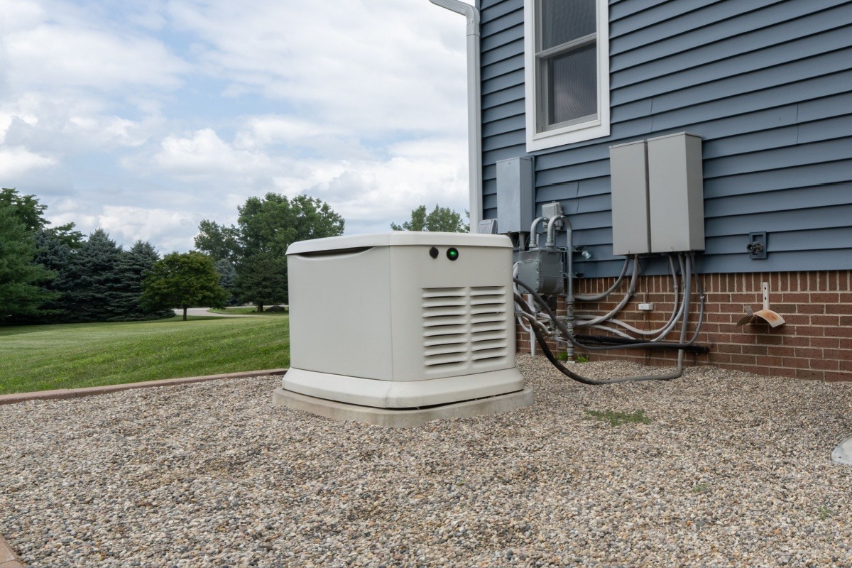 Guide to Choosing the Right Size Generator to Power Your Home - Smart ...